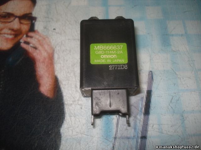 MB666637/ Relais clignotant Mitsubishi Montero Pajero G8D-114M-2A OMRON ...